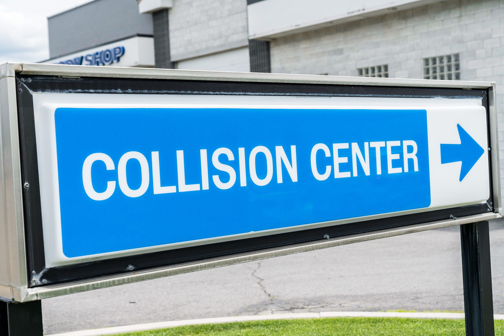 Home - Young Collision Center